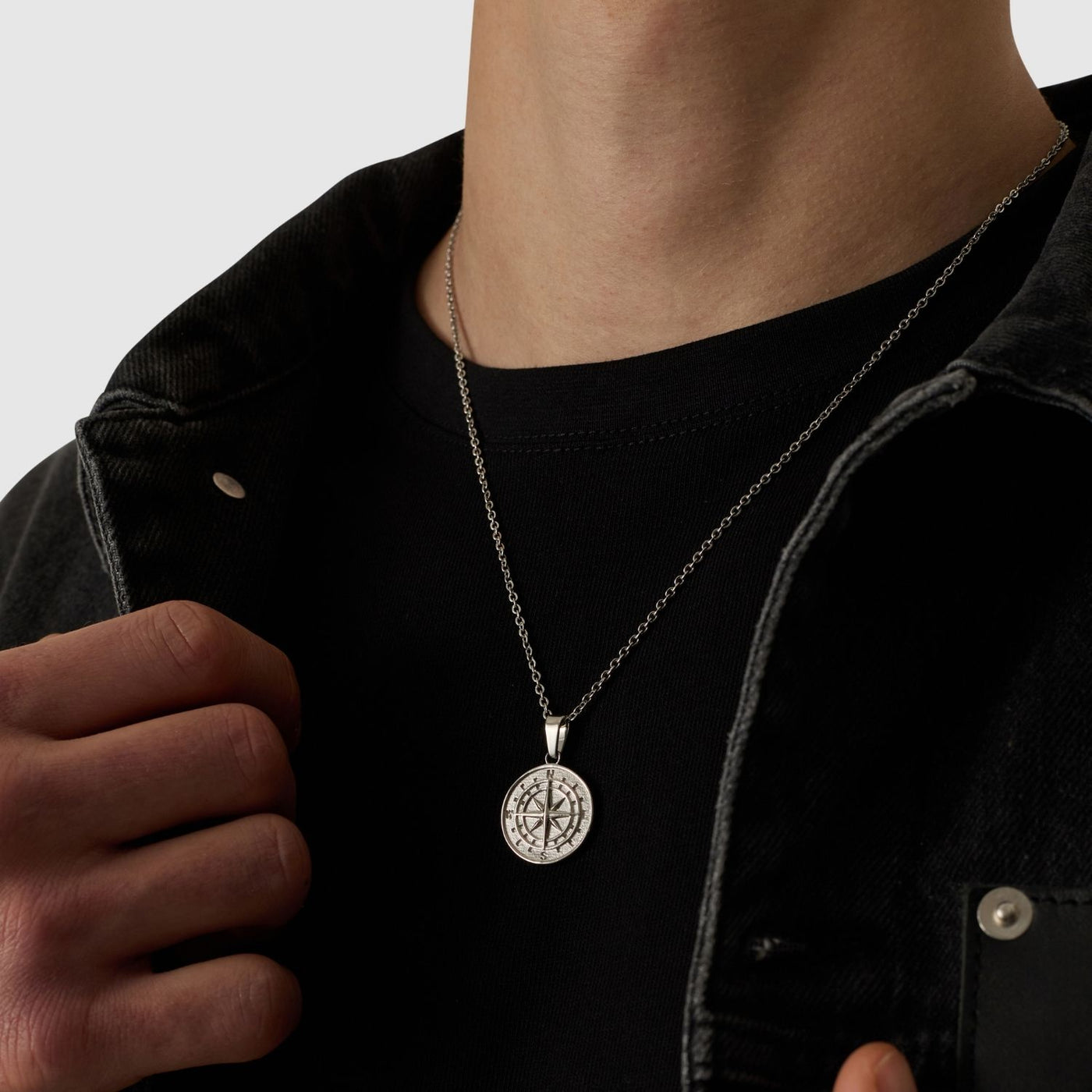 Compass Pendant | Compass Necklace Silver | CRAFTD London