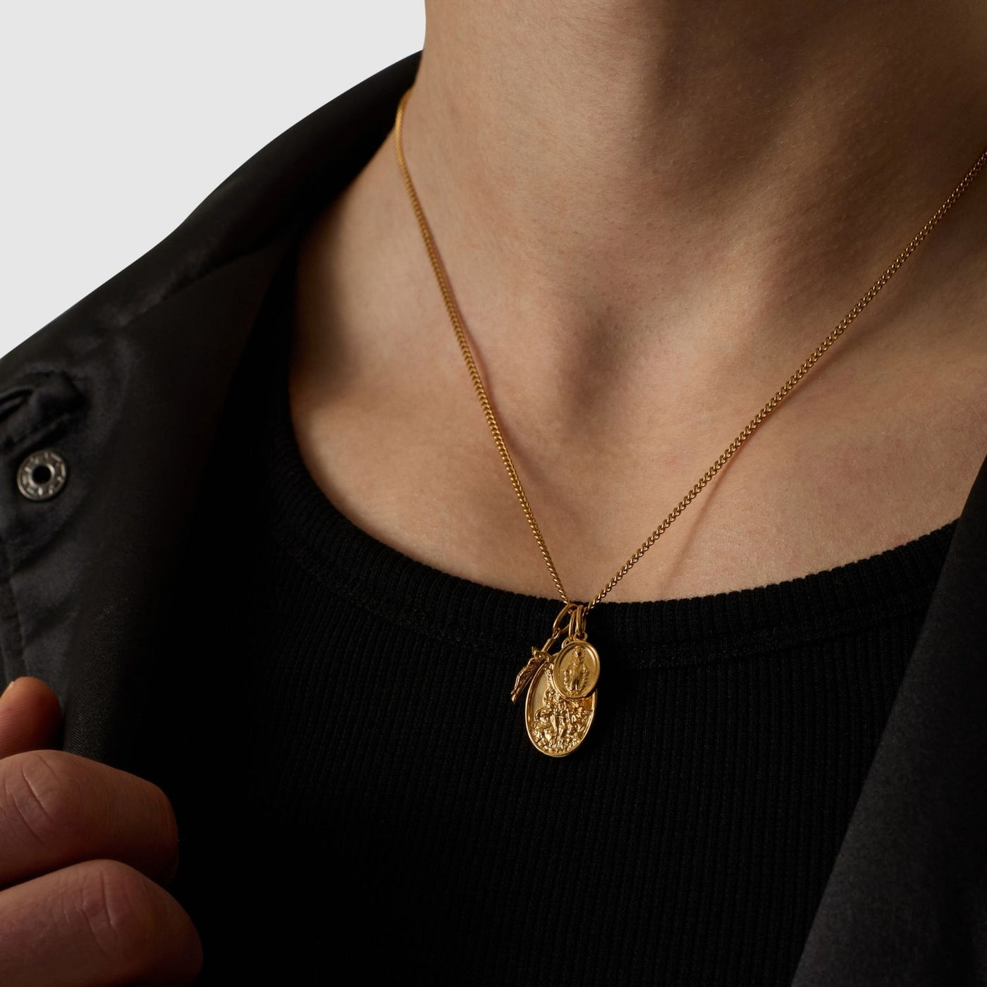 Jesus & Mary Pendant Necklace (Gold)