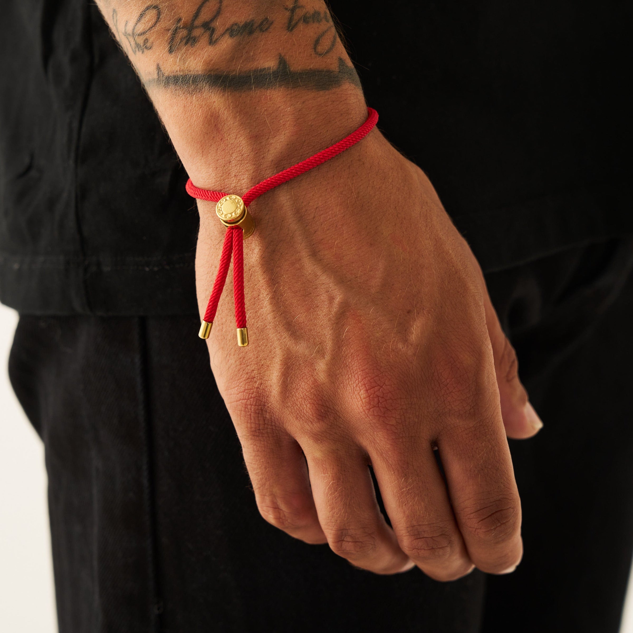 Red Cord String Toggle Bracelet for Men (Gold)