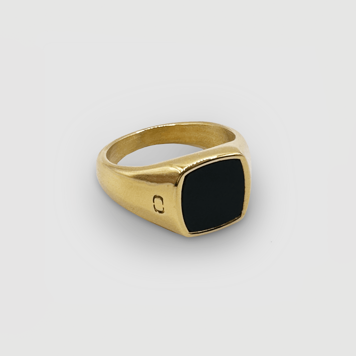 Men's Black Onyx Square Stone Ring (18k Gold)